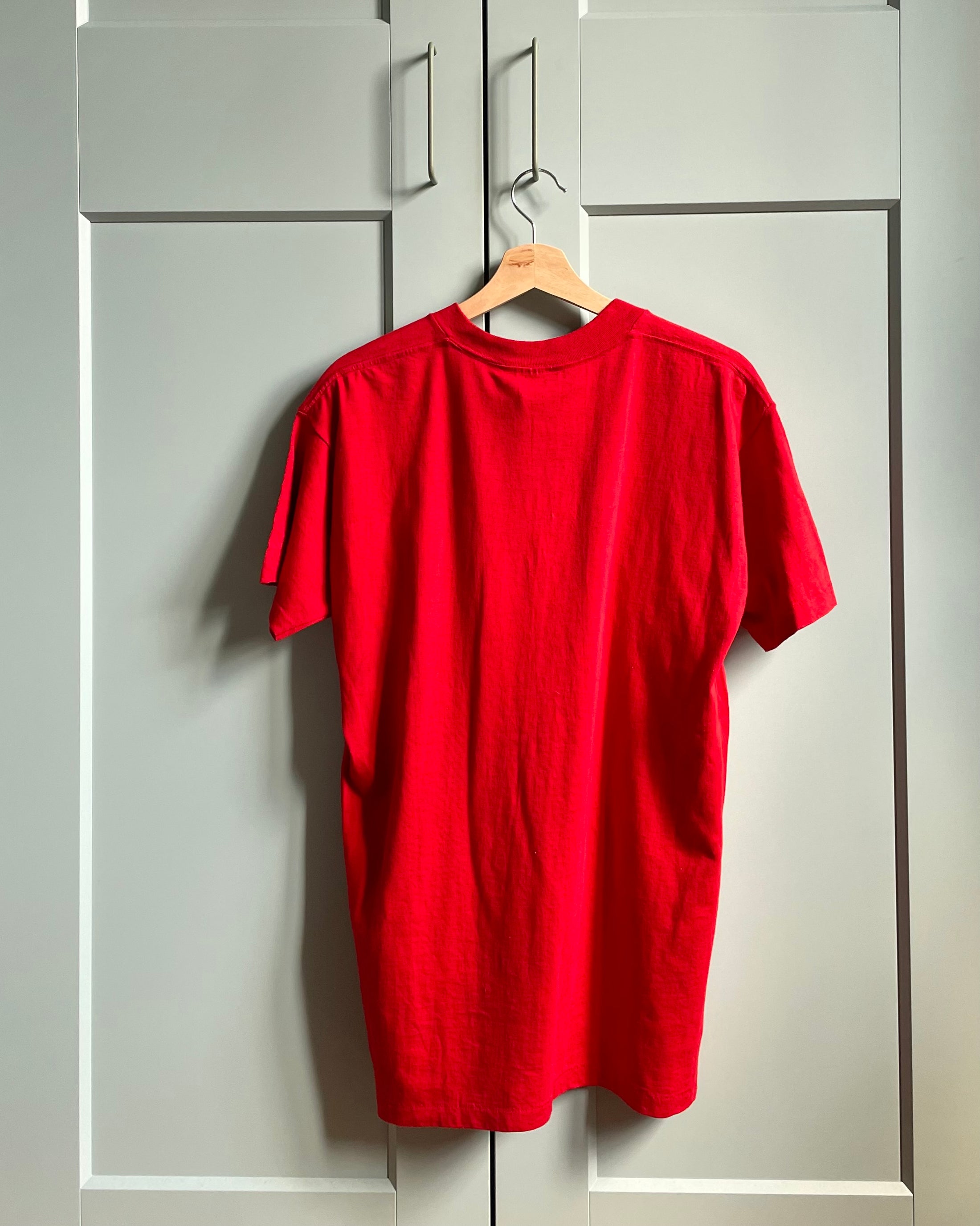Suit of Lights Vintage Nyc Marathon Cotton Red Tshirt